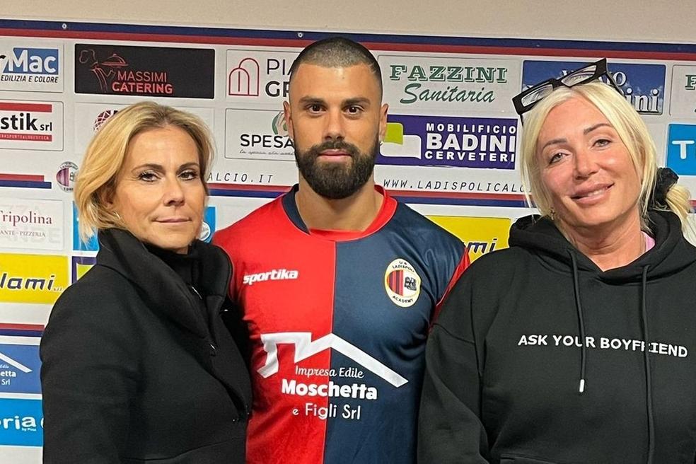 Bomber Alessio Teti: «Torno a disposizione, abbiamo il dovere di ...