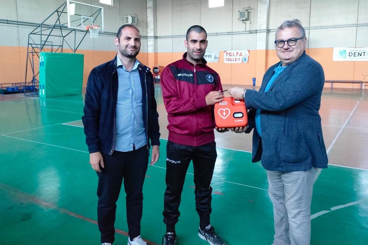 Tolfa, importante novità salvavita: un defibrillatore per il palazzetto ...
