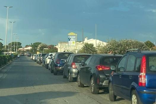 Auto in strada per non pagare il ticket