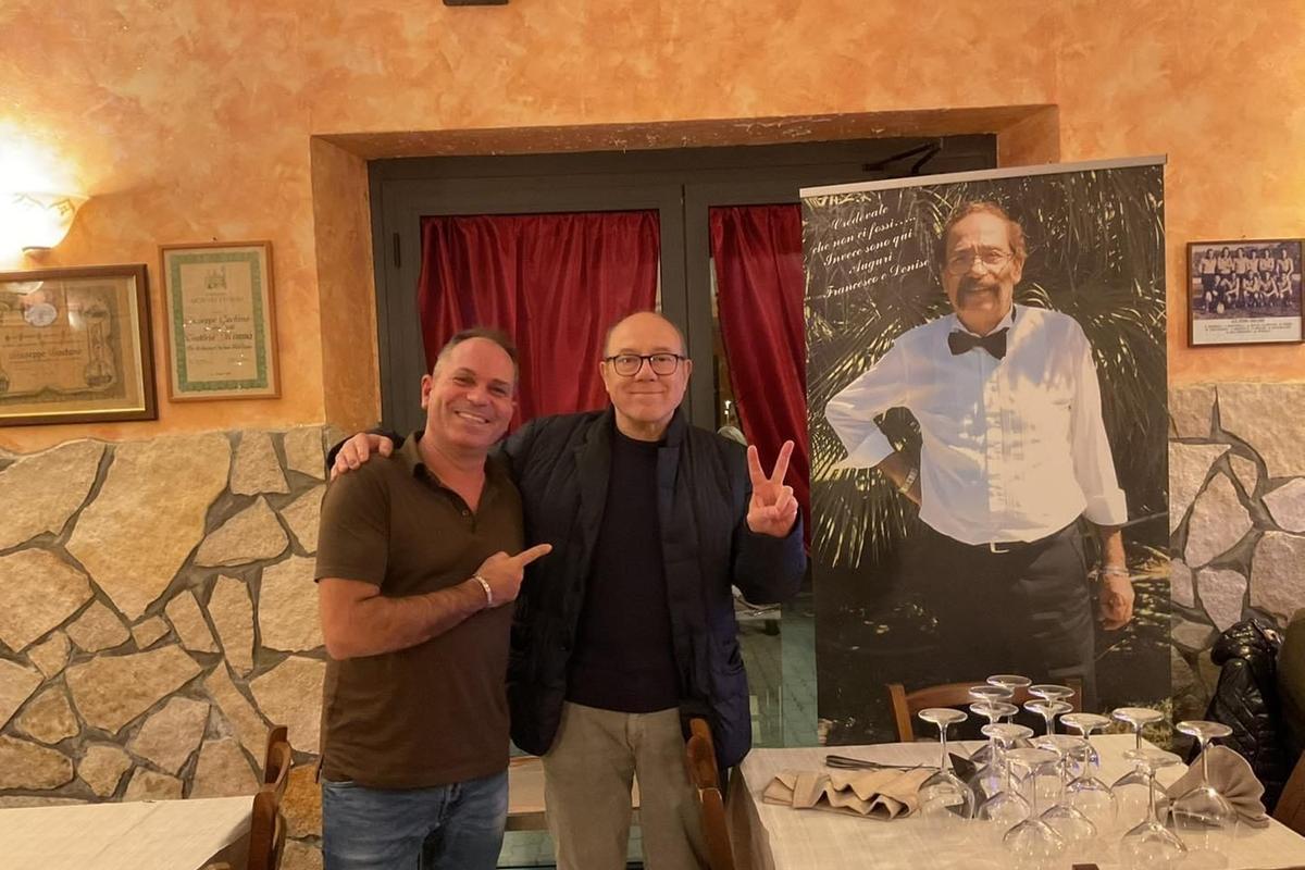 Carlo Verdone a Civitavecchia: riprese e cena da Baffone