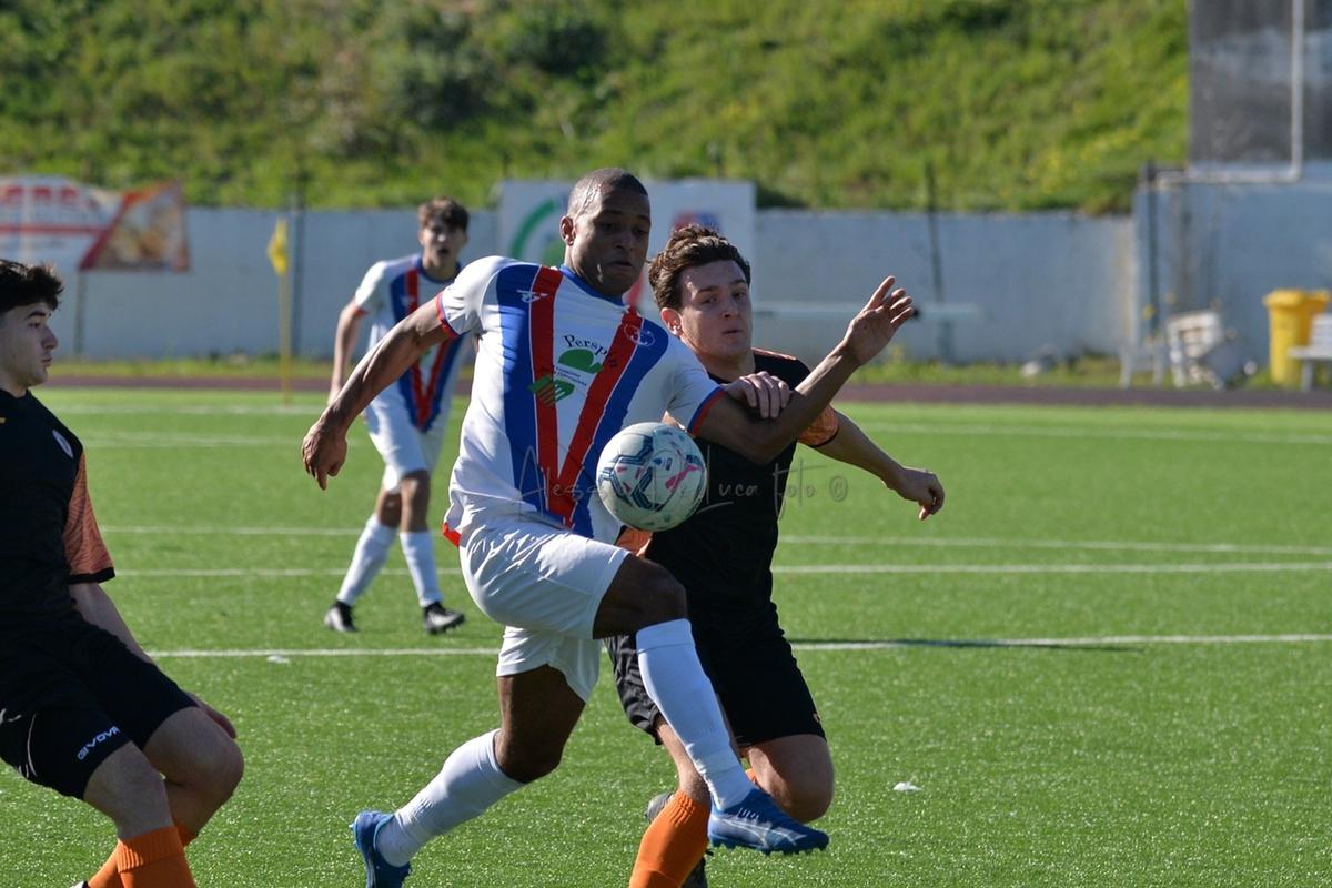 Due volte Tabarini e Martinelli: il Santa Marinella batte 3-1 il ...