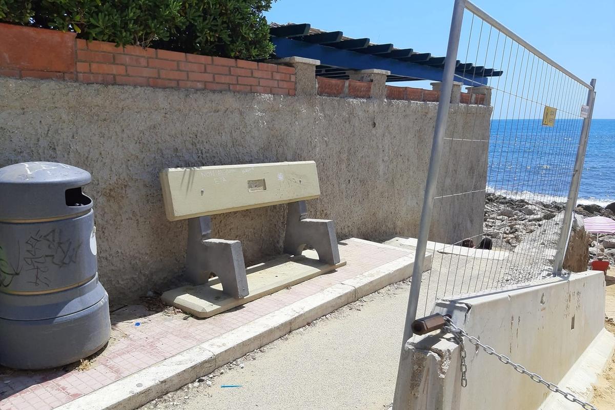 La città dimentica la panchina gialla di Giulio Regeni